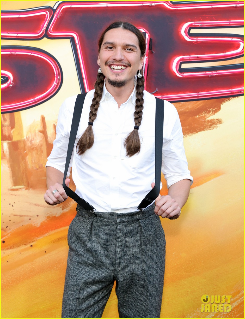 Josh Holloway Gets Support from Daughter Java & Son Hunter at 'Duster ...