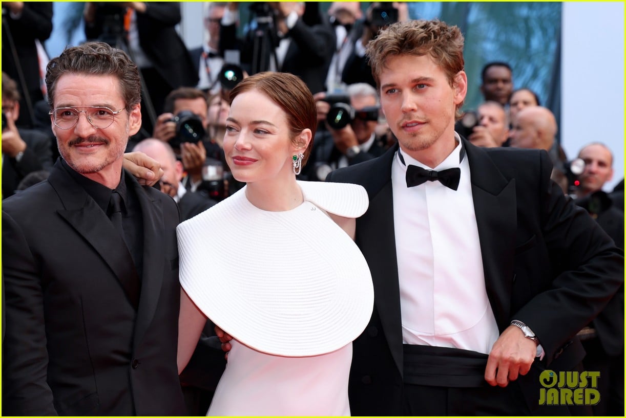 Emma Stone Joins 'Eddington' Cast Mates Pedro Pascal, Austin Butler ...