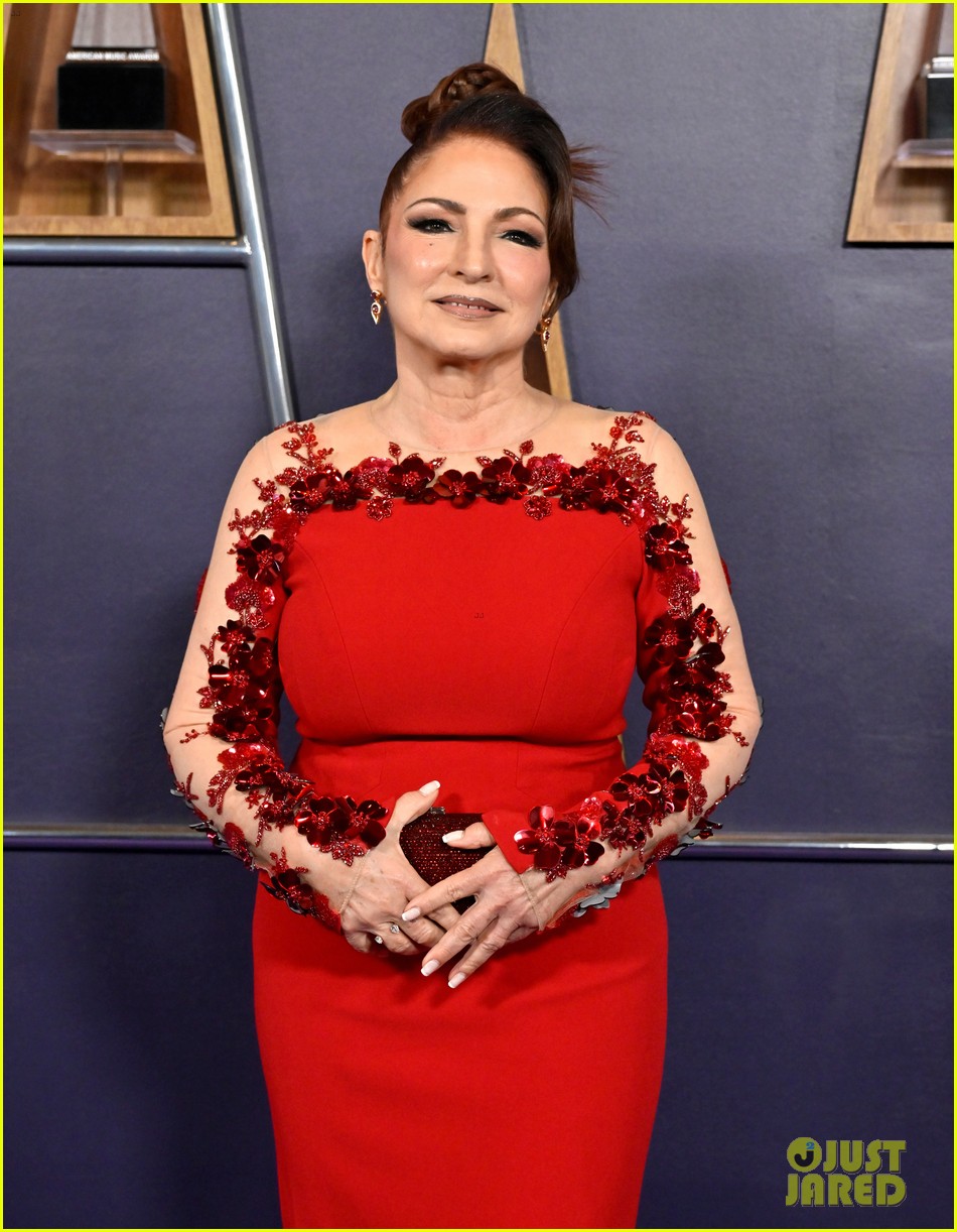 Gloria Estefan Gets Husband Emilio's Support for AMAs 2025 Appearance ...