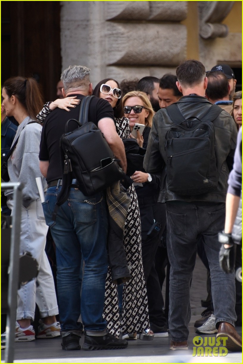 Lily Collins & Eugenio Franceschini Begin Filming 'Emily in Paris ...