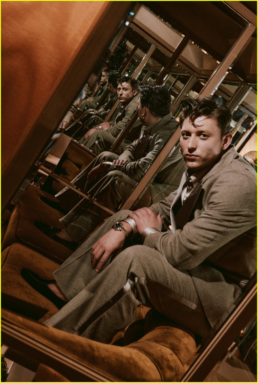 Broadway Star Tom Francis Goes Official with New Girlfriend Maia ...