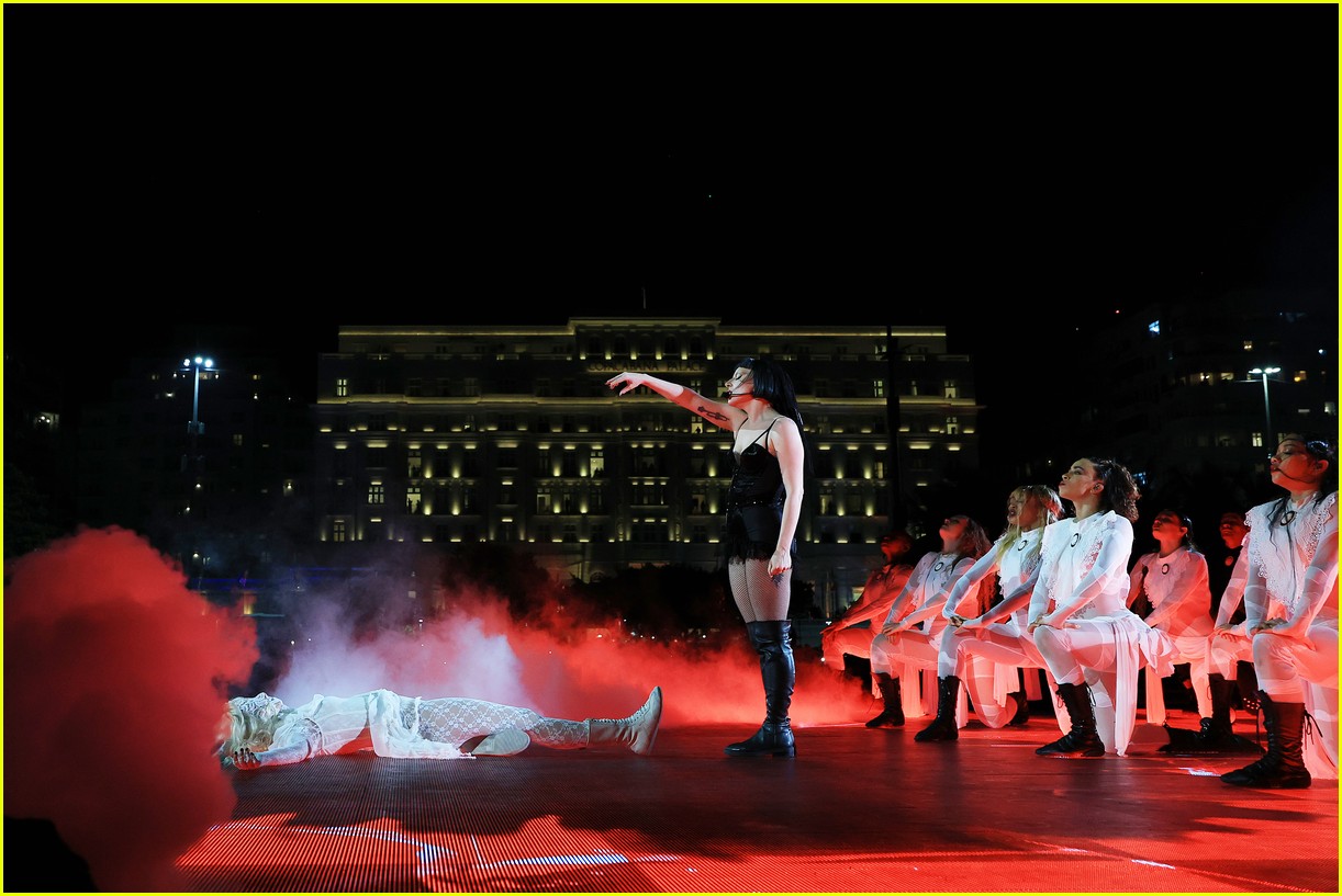 Lady Gaga Breaks Record for Highest Attended Concert by a Female Artist ...