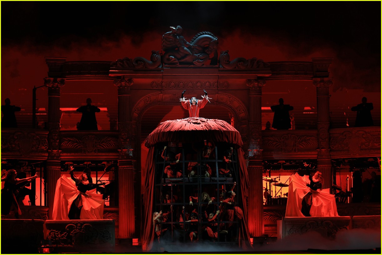 Lady Gaga Breaks Record for Highest Attended Concert by a Female Artist ...