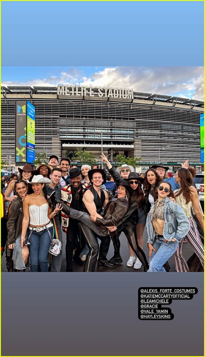 Jonathan Groff Bares Skin in Open Leather Vest at Beyonce Concert with ...