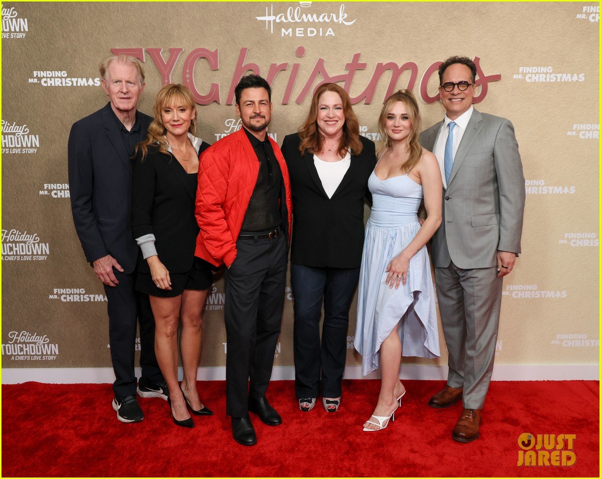 Hunter King & Tyler Hynes Get Back Into the Christmas Spirit at ...