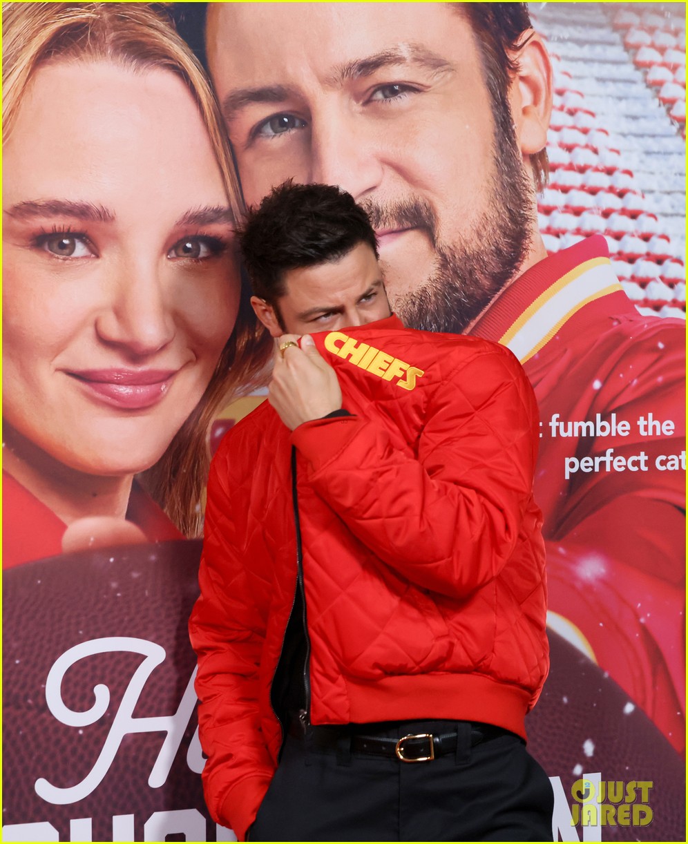 Hallmark's Tyler Hynes Wore a See-Through Shirt to FYC Event & Jonathan ...