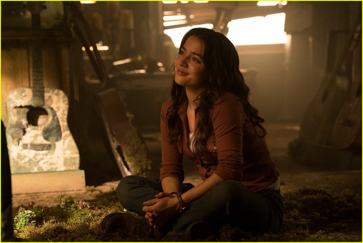 Isabela Merced Unpacks Dina's 'The Last of Us' Episode 4 Reveal & Her Slow Burn Intimacy with ...