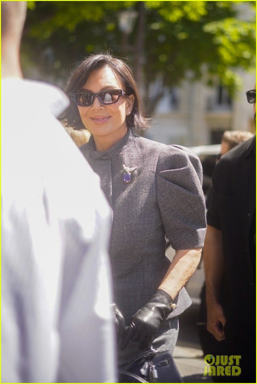 Kris Jenner's Rep Confirms She Had Plastic Surgery, Doctor Behind New ...