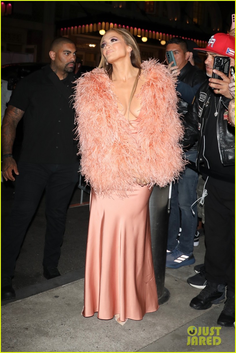 Jennifer Lopez Looks Gorgeous While Glammed Up to Honor Composer John ...