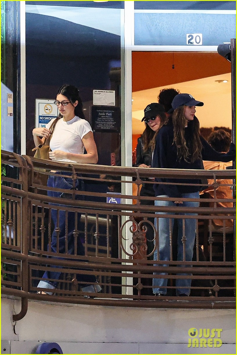 Kendall Jenner & Hailey Bieber Step Out for Dinner at Celeb Hotspot Sushi Park in WeHo: Photo ...