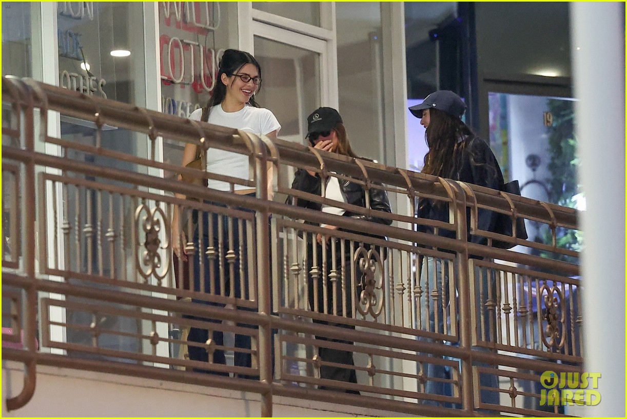 Kendall Jenner & Hailey Bieber Step Out for Dinner at Celeb Hotspot Sushi Park in WeHo: Photo ...