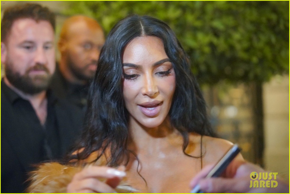 Kim Kardashian Goes Glam for Dinner in Paris After Testifying in ...
