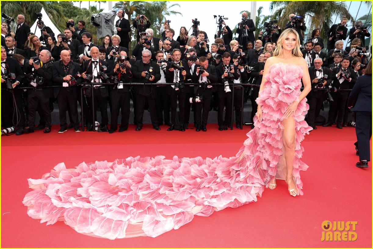 Eva Longoria & Heidi Klum Hit Cannes 2025 Film Festival Opening Ceremony with Carlos Sainz Jr ...