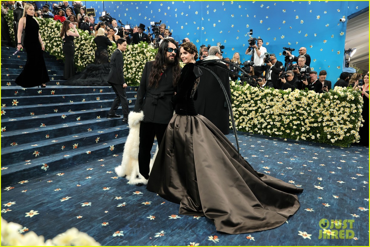 Lana Del Rey Reunites With Alessandro Michele For Second Met Gala ...