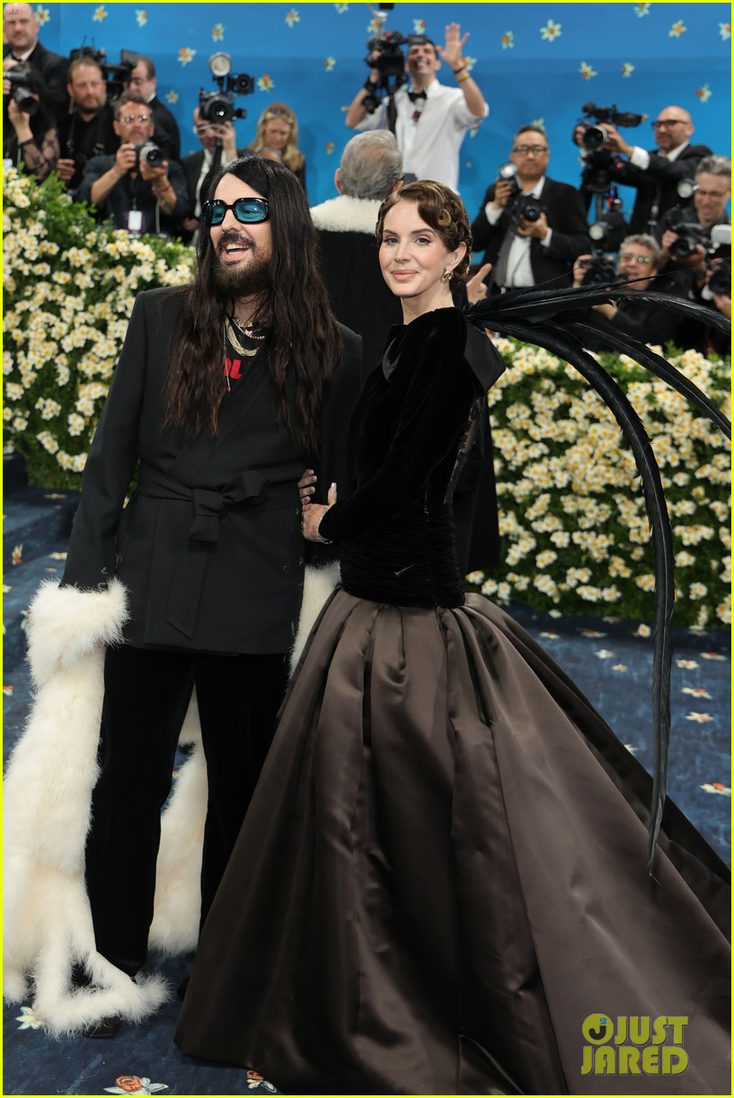 Lana Del Rey Reunites With Alessandro Michele For Second Met Gala ...
