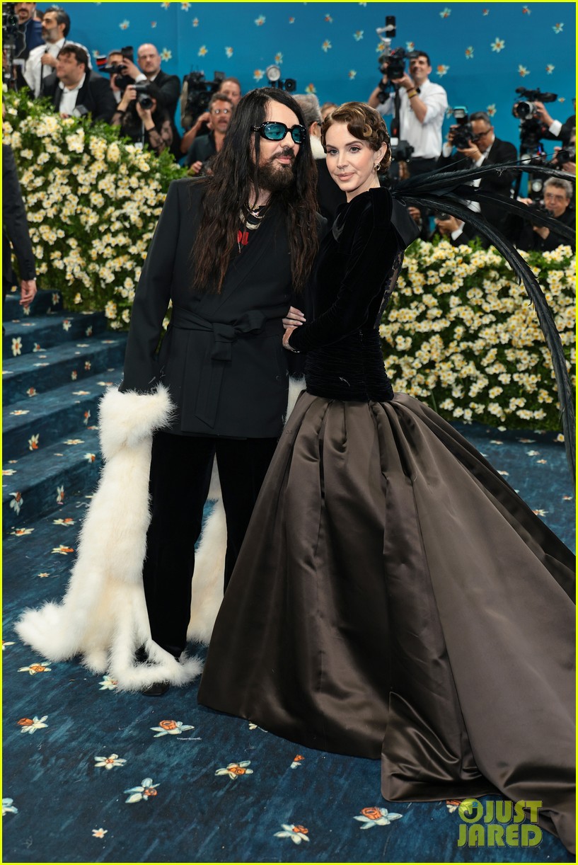 Lana Del Rey Reunites With Alessandro Michele For Second Met Gala ...