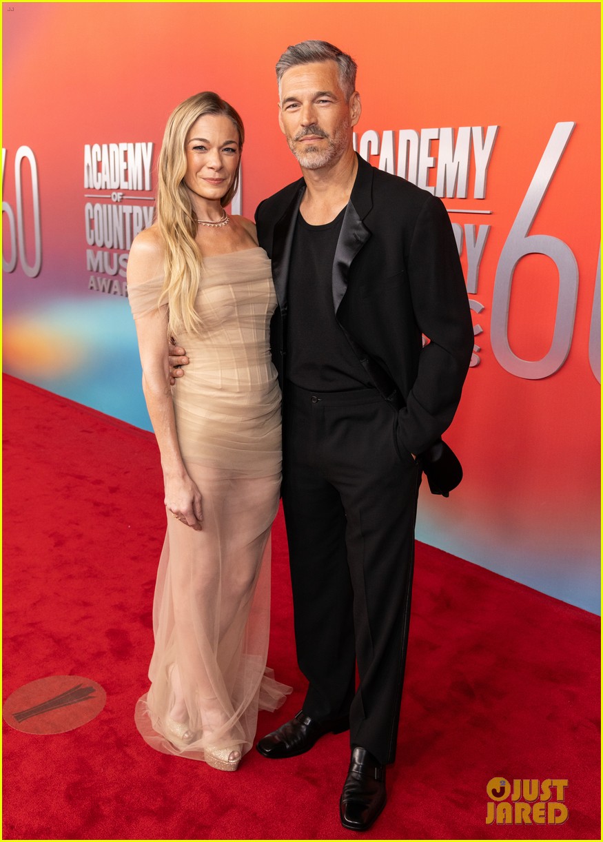 LeAnn Rimes & Eddie Cibrian Make First Red Carpet Appearance Together ...