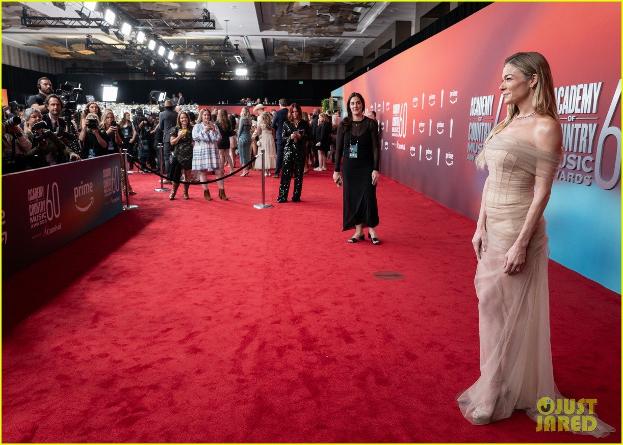 LeAnn Rimes & Eddie Cibrian Make First Red Carpet Appearance Together ...