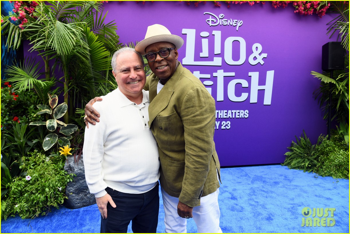 Photo: lilo stitch premiere 2025 68 | Photo 5159389 | Just Jared: Entertainment News