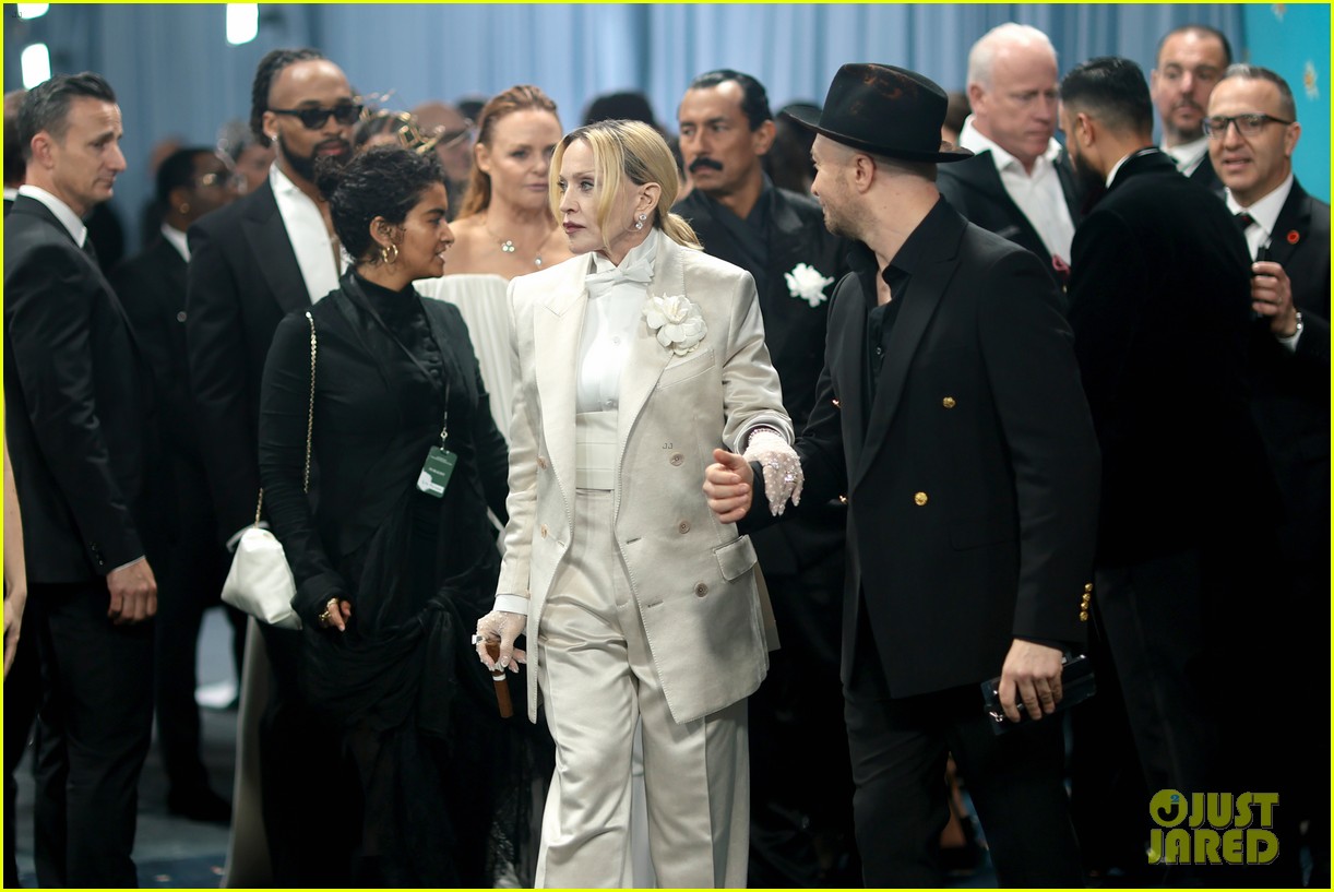 Madonna Suits Up With a Cigar for the Met Gala 2025 Red Carpet: Photo ...