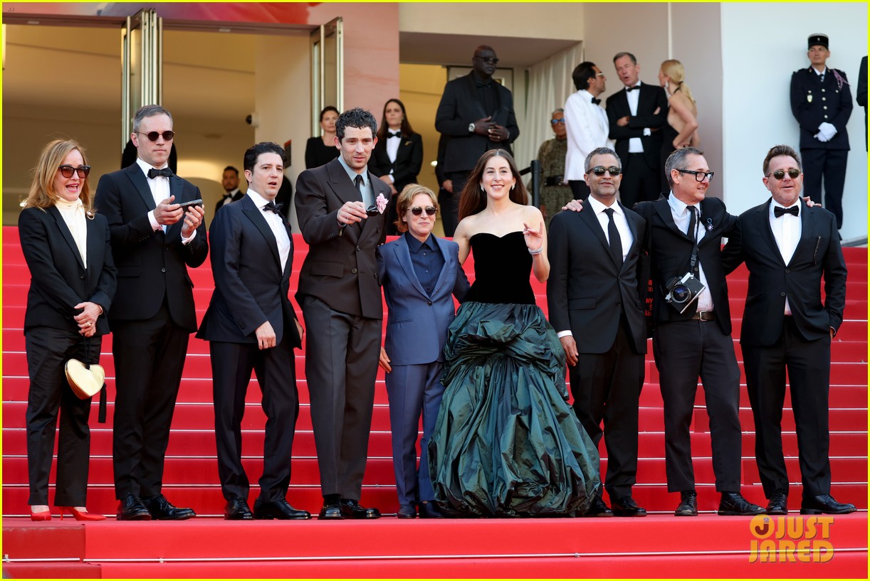 Alana Haim Had a Cute Carpet Moment with Co-Star Josh O'Connor at 'The Mastermind' Cannes ...