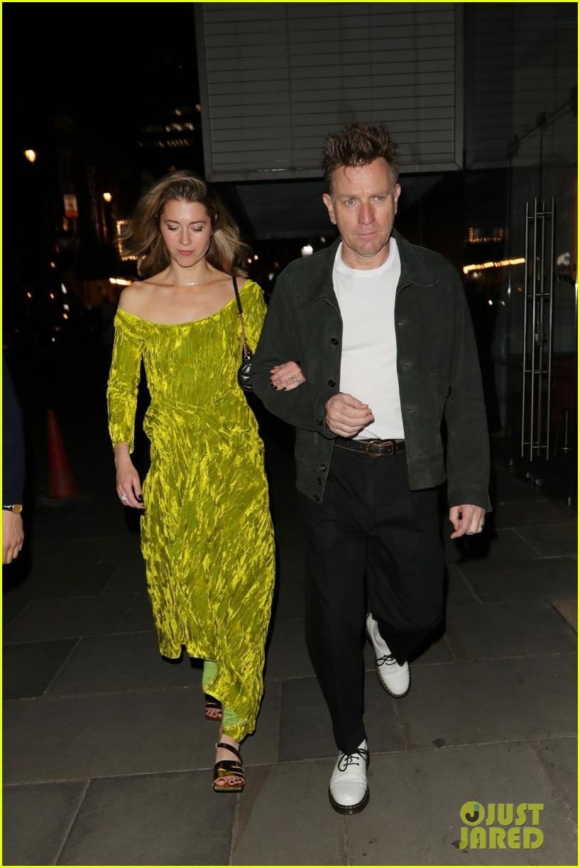 Ewan McGregor Gets Wife Mary Elizabeth Winstead's Support at Opening Night of New Play in London ...