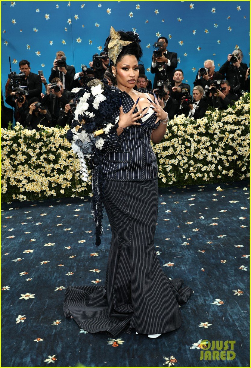 Nicki Minaj is a Beauty in Thom Browne at Met Gala 2025: Photo 5153903 ...