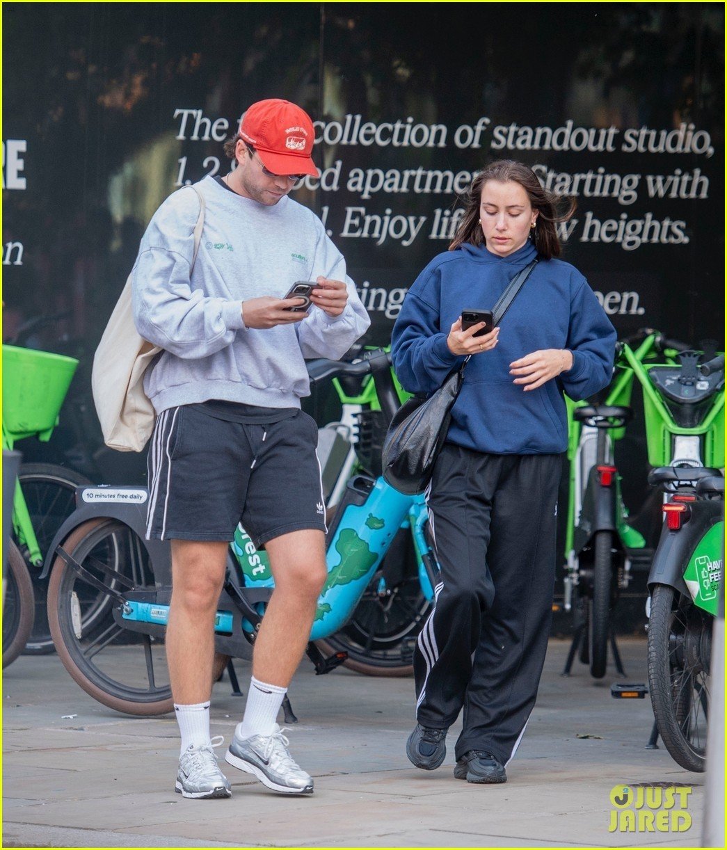 Bridgerton's Luke Newton Spotted with Girlfriend Antonia Roumelioti ...