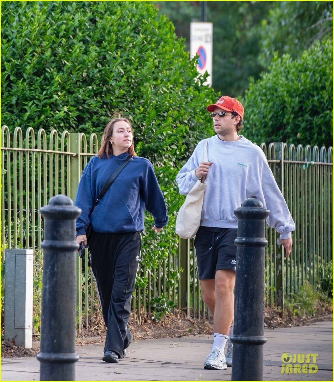 Bridgerton's Luke Newton Spotted with Girlfriend Antonia Roumelioti ...
