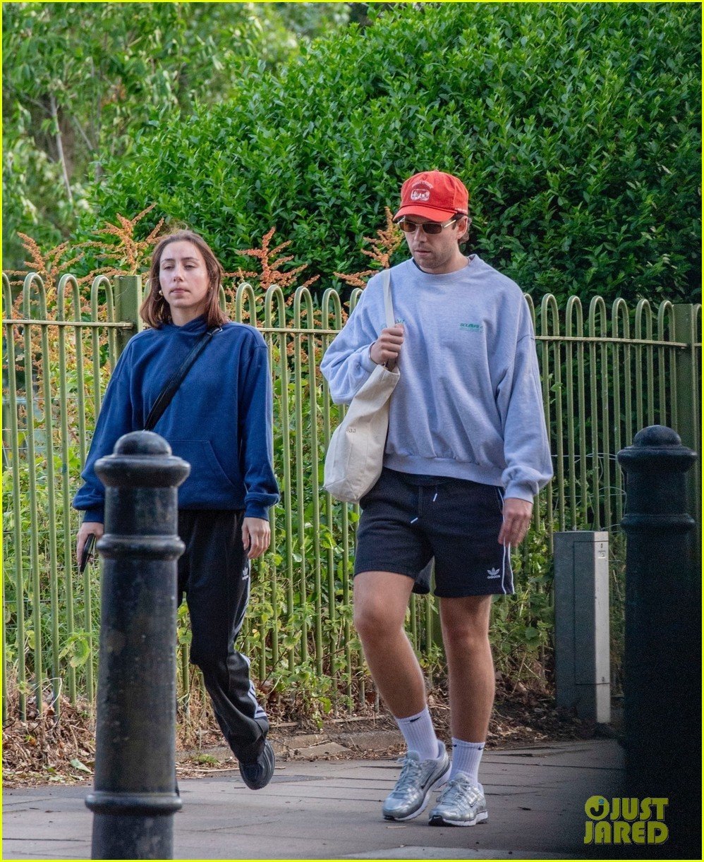Bridgerton's Luke Newton Spotted with Girlfriend Antonia Roumelioti ...