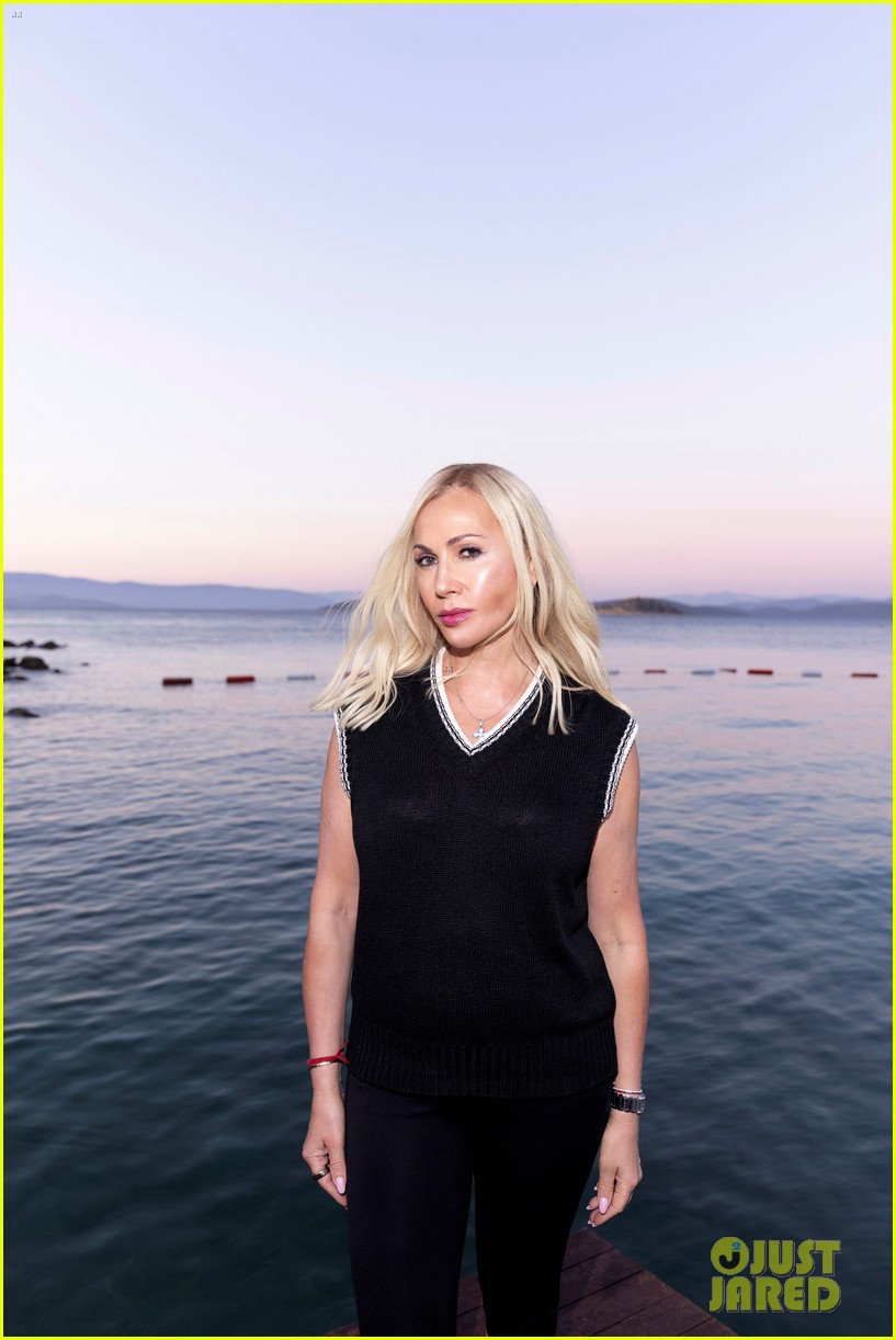 Photo: novac djokovic eddie redmayne aman tennis club launch 60 | Photo ...