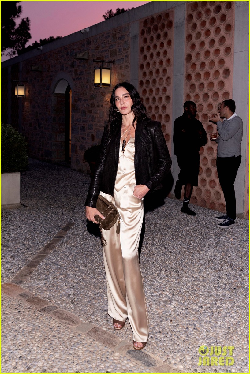 Photo: novac djokovic eddie redmayne aman tennis club launch 97 | Photo ...