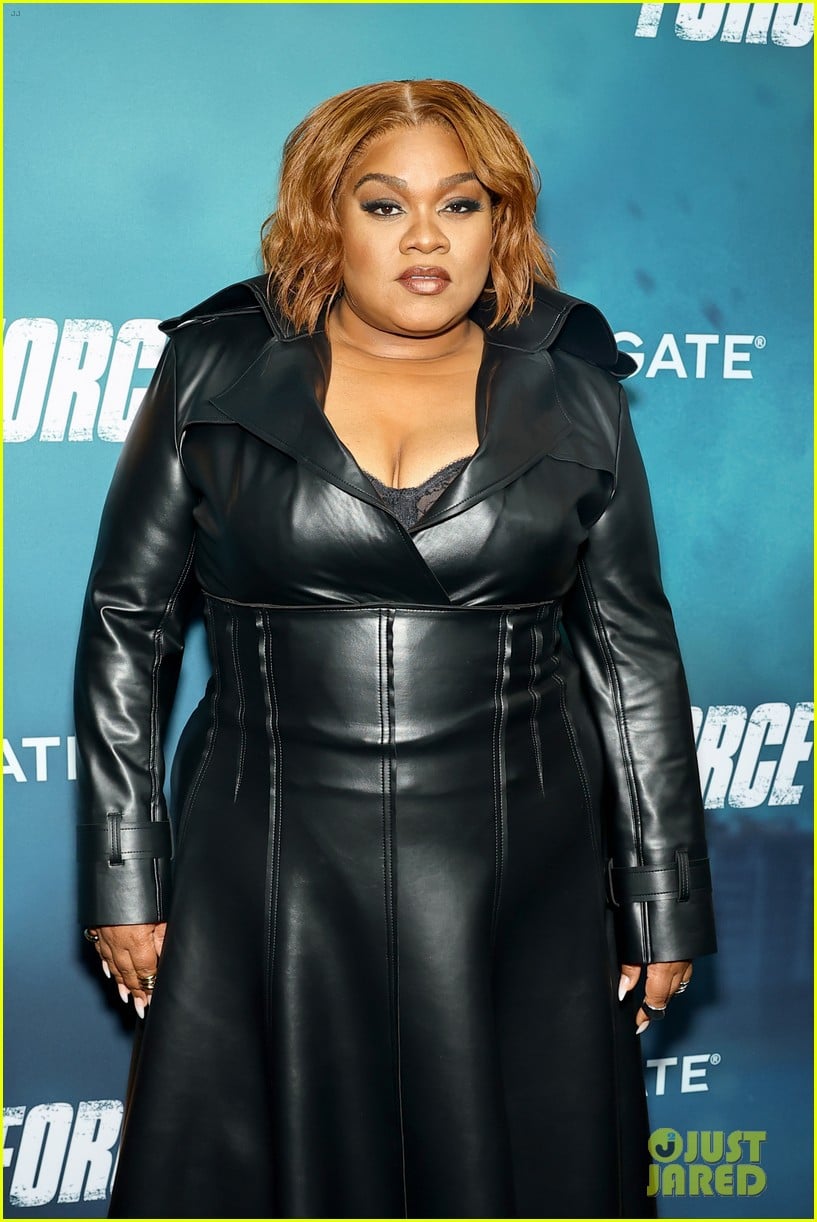 Kerry Washington Gets Surprise Visit from 'Scandal' Co-Star Scott Foley ...