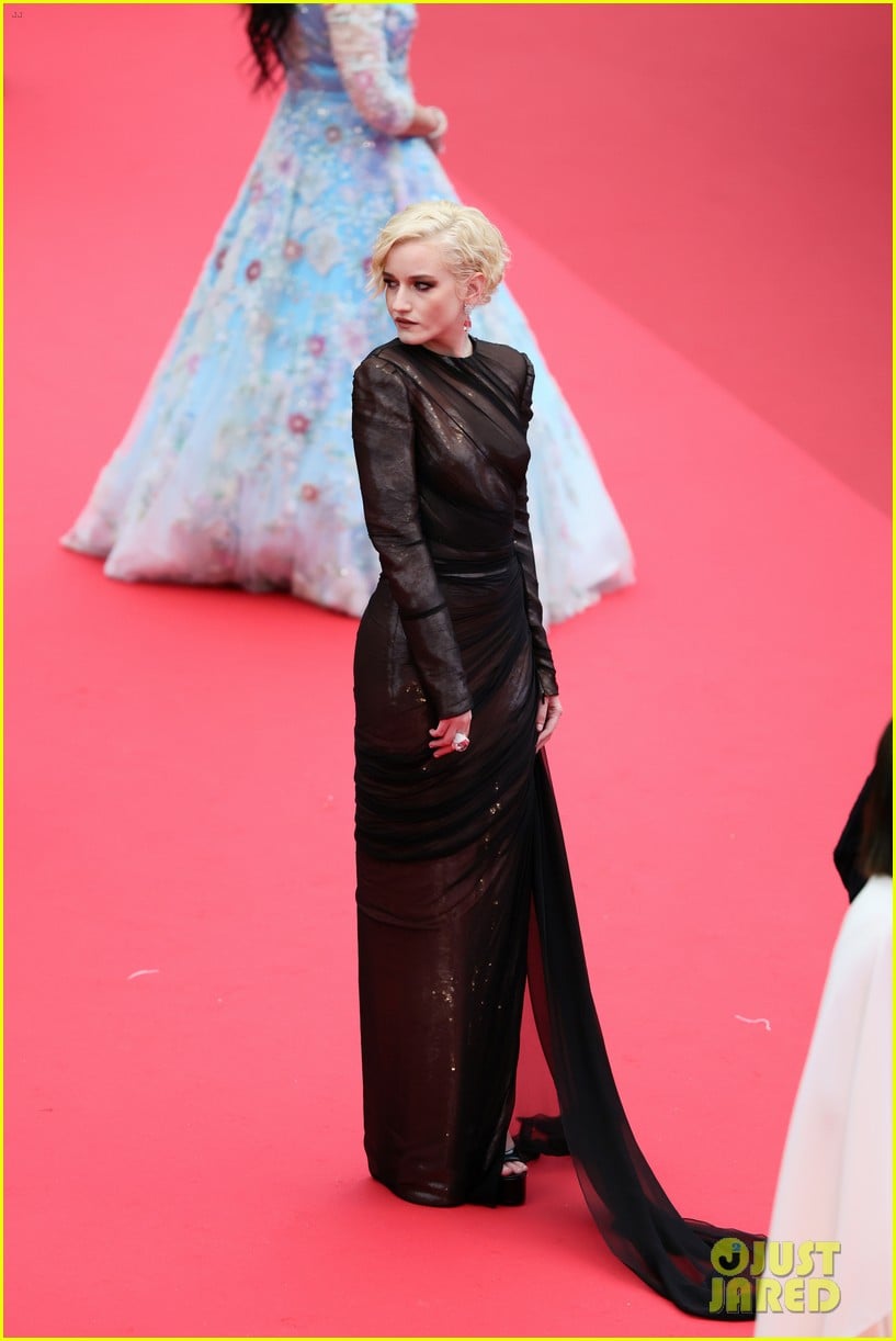 Bella Hadid, Irina Shayk & More Star Go Glam at Cannes 2025 Opening ...