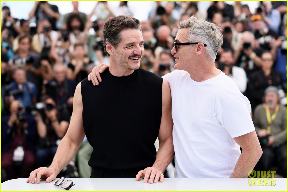 Pedro Pascal Shows Off His Arms at 'Eddington' Photocall with Co-Stars ...