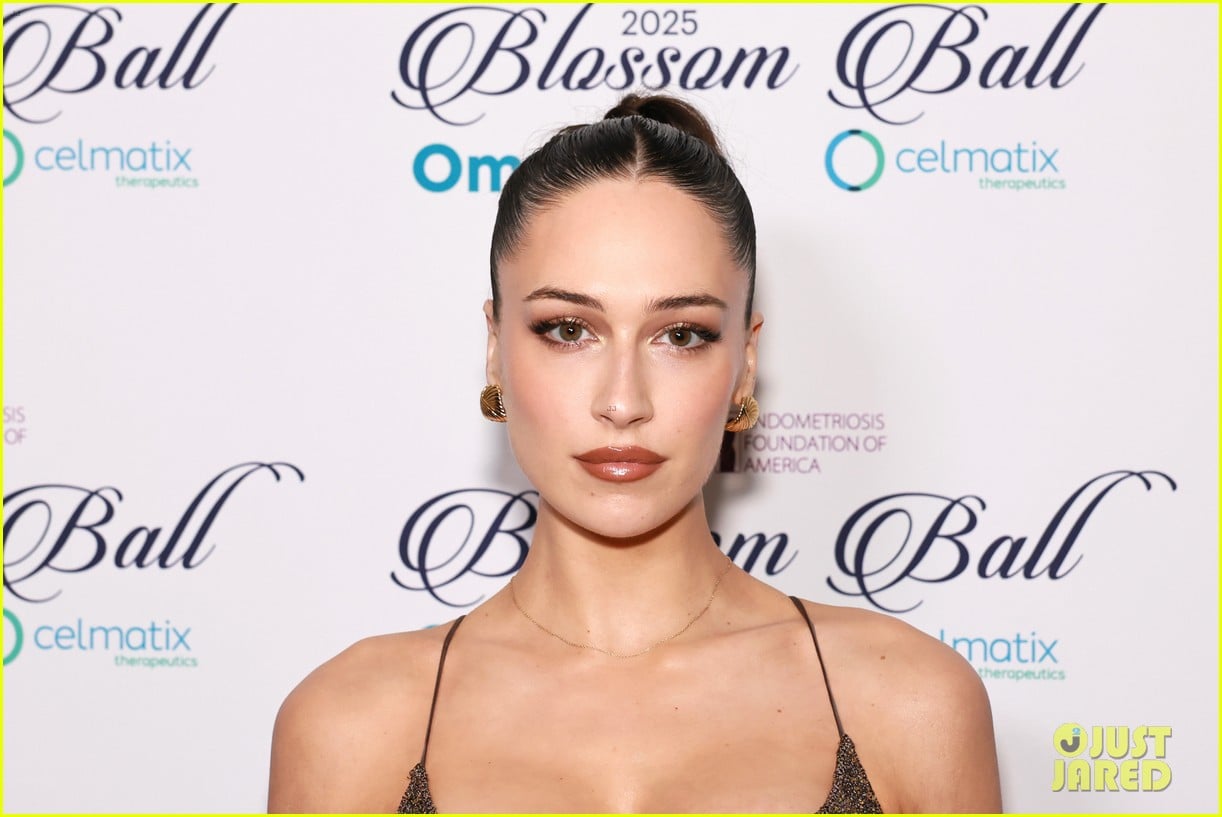 Pete Davidson & Girlfriend Elsie Hewitt Make Red Carpet Debut at Blossom Ball 2025!: Photo ...