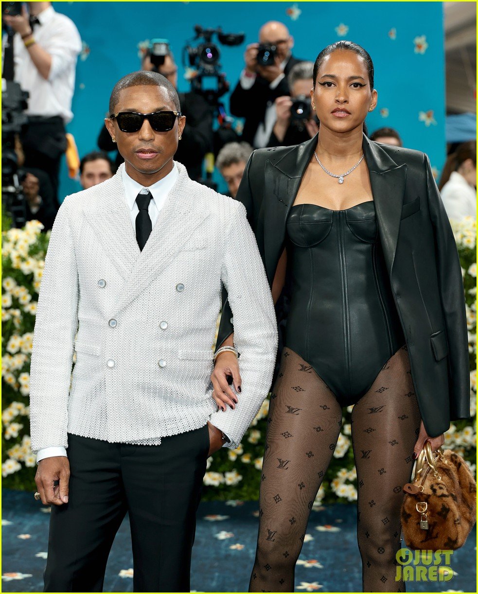 Co-Chair Pharrell Williams & Wife Helen Lasichanh Arrive for Met Gala 2025: Photo 5152953 ...