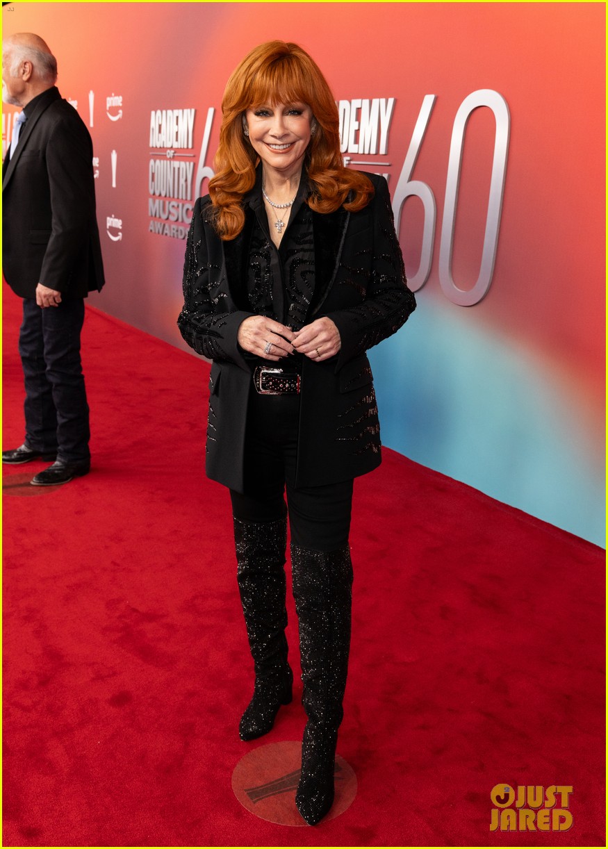 Reba McEntire Poses with Boyfriend Rex Linn at ACM Awards 2025 Amid New Comments About Their ...