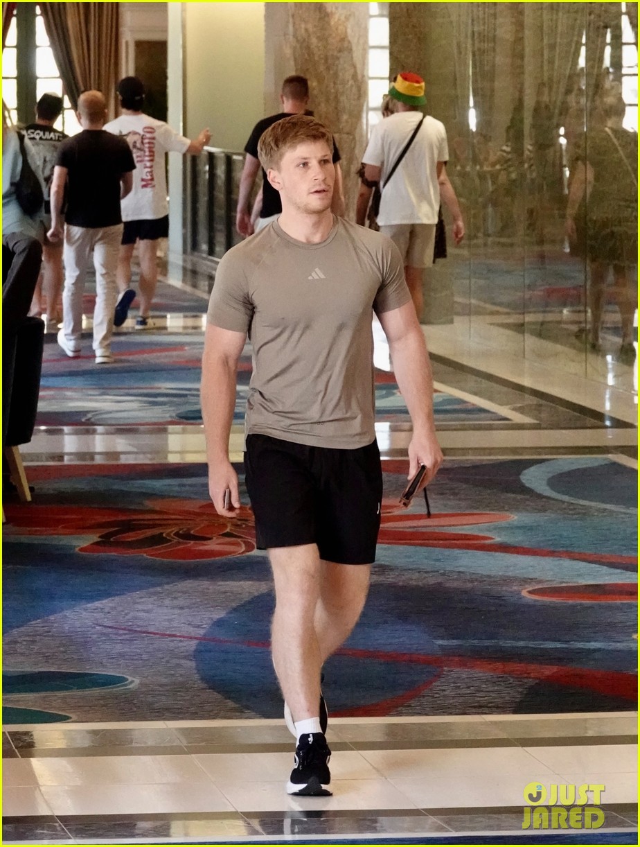 Robert Irwin Attends the Steve Irwin Gala 2025, Reveals Why His Sister Bindi Couldn't Make It ...