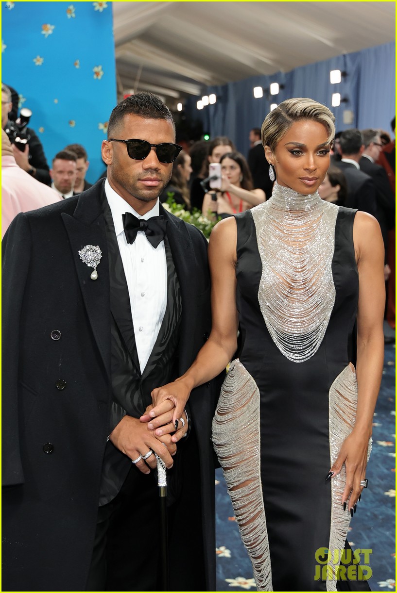 Russell Wilson Makes Met Gala Debut With Wife Ciara, Reveals How He Was ...