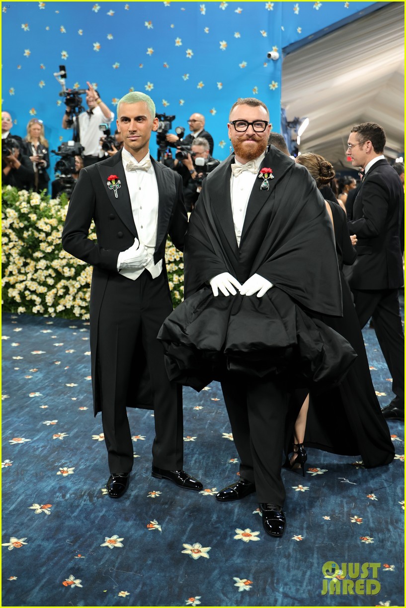 Sam Smith & Boyfriend Christian Cowan Arrive at Met Gala 2025 Together ...