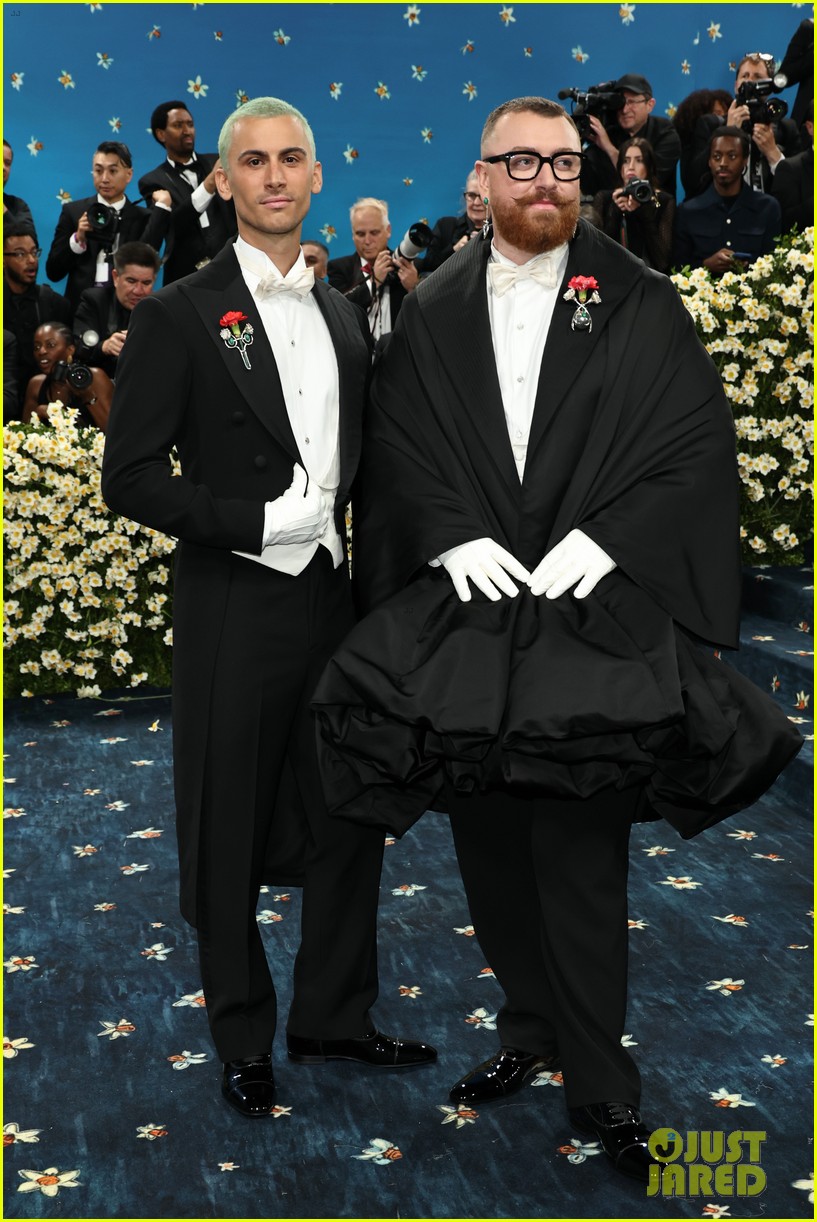 Sam Smith & Boyfriend Christian Cowan Arrive at Met Gala 2025 Together ...