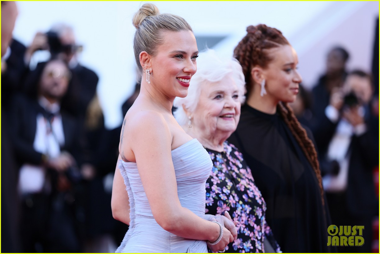 Scarlett Johansson Debuts 'Eleanor the Great' at Cannes with Husband ...