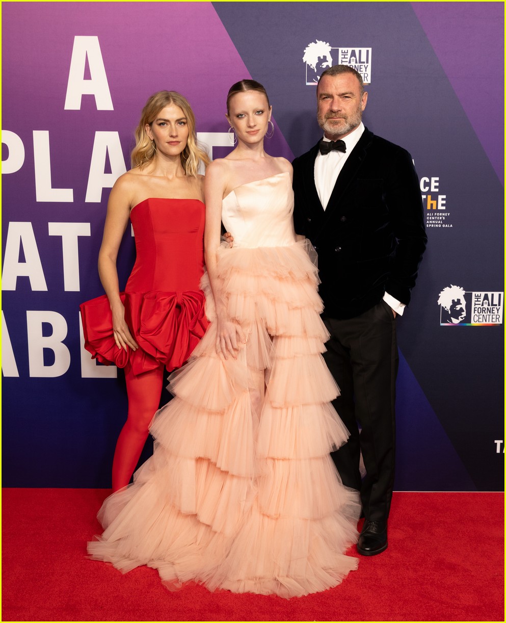 Liev Schreiber & Daughter Kai Help Support LGBTQ+ Youth at Ali Forney ...