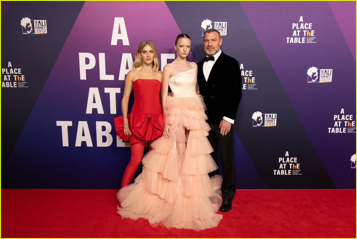 Liev Schreiber & Daughter Kai Help Support LGBTQ+ Youth at Ali Forney ...