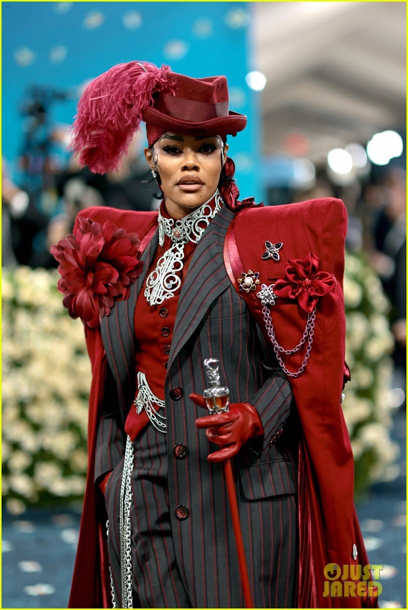 Teyana Taylor Co-Designed Her Met Gala 2025 Look with Oscar Winner Ruth ...