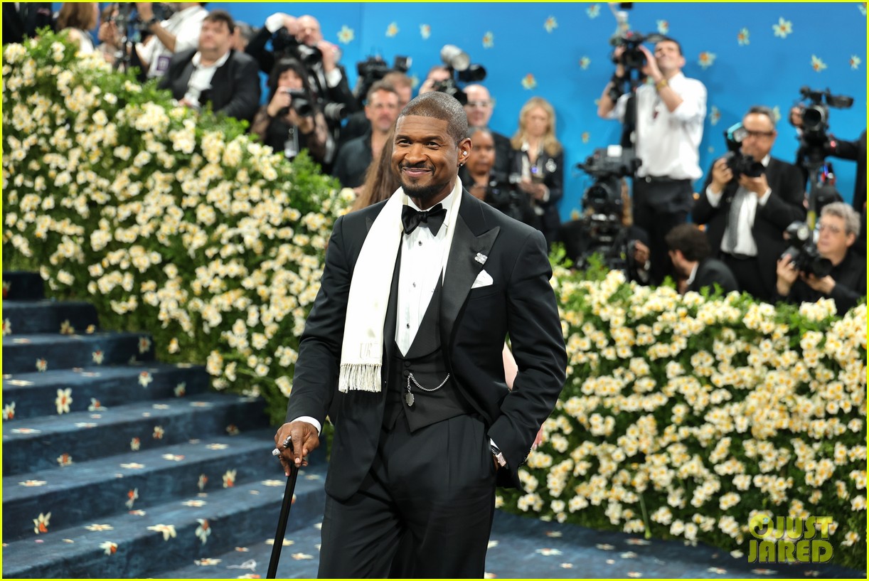 Usher Makes Rare Appearance with Wife Jenn at Met Gala 2025, Gives ...