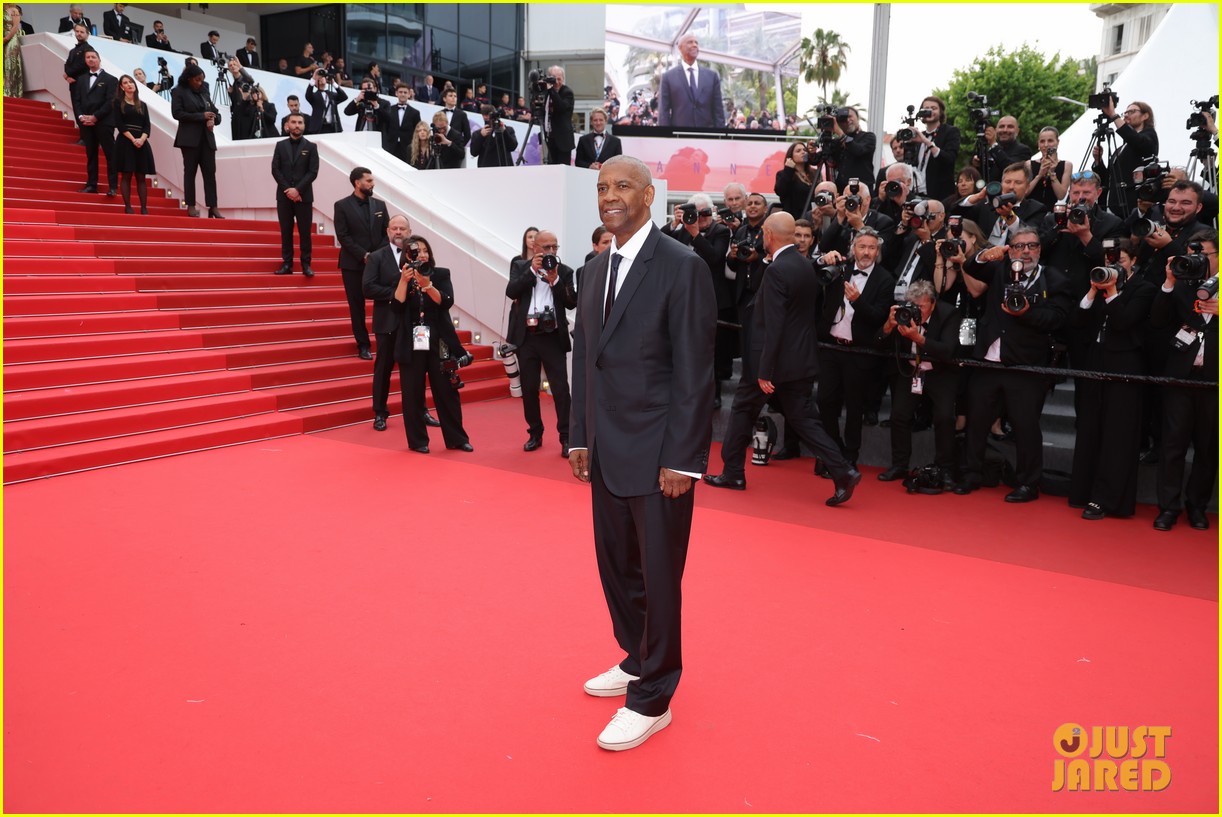 Here's What Denzel Washington Said to Photographer During Red Carpet ...