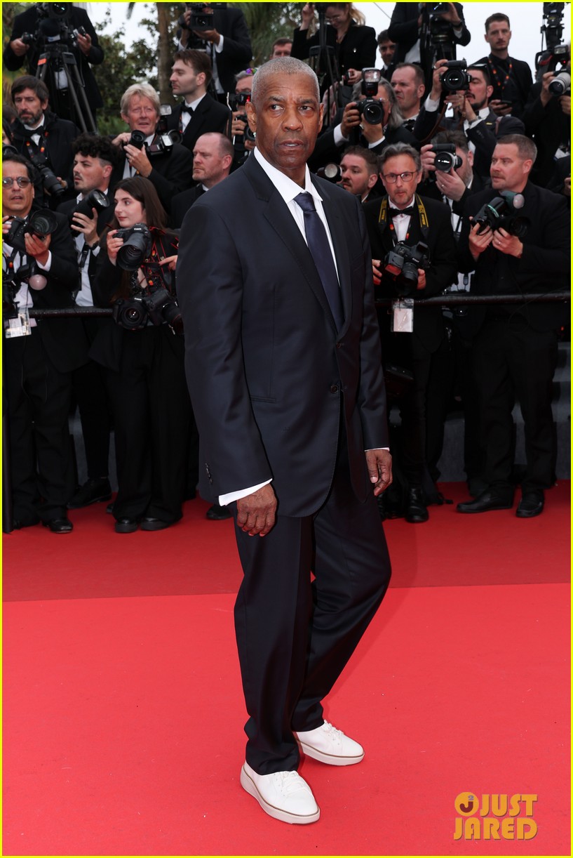 Here's What Denzel Washington Said to Photographer During Red Carpet ...