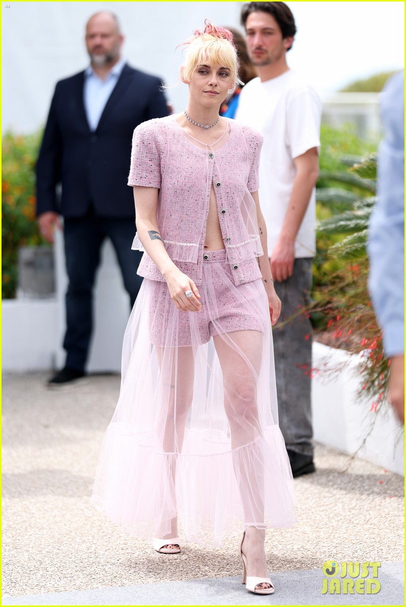 Kristen Stewart Wears Sheer Lavender Outfit for 'The Chronology Of ...